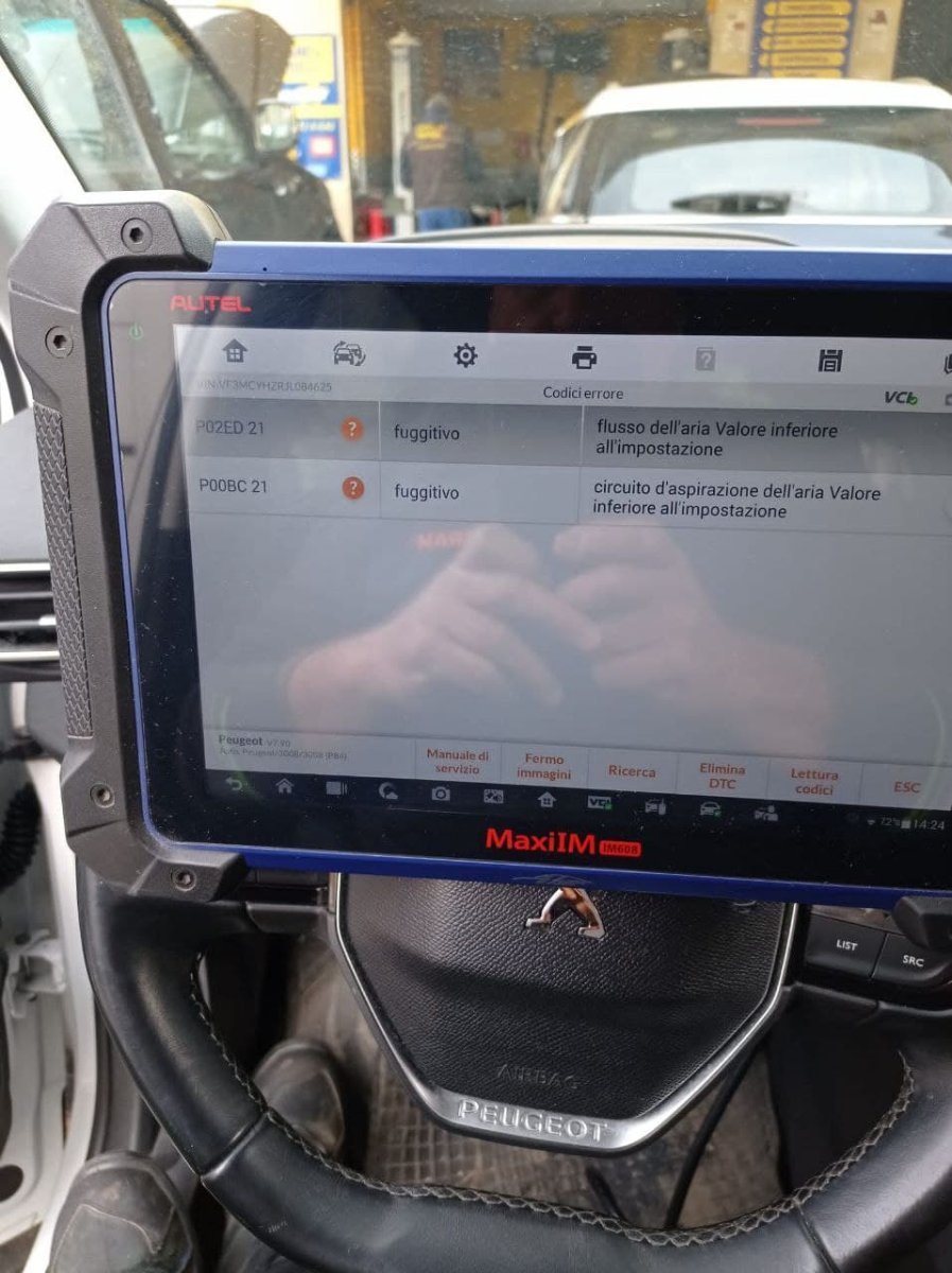 [PEUGEOT 5008 01/2019 1499cc YH01 96Kw Diesel] MACCHINA IN RECOVERY CON ...